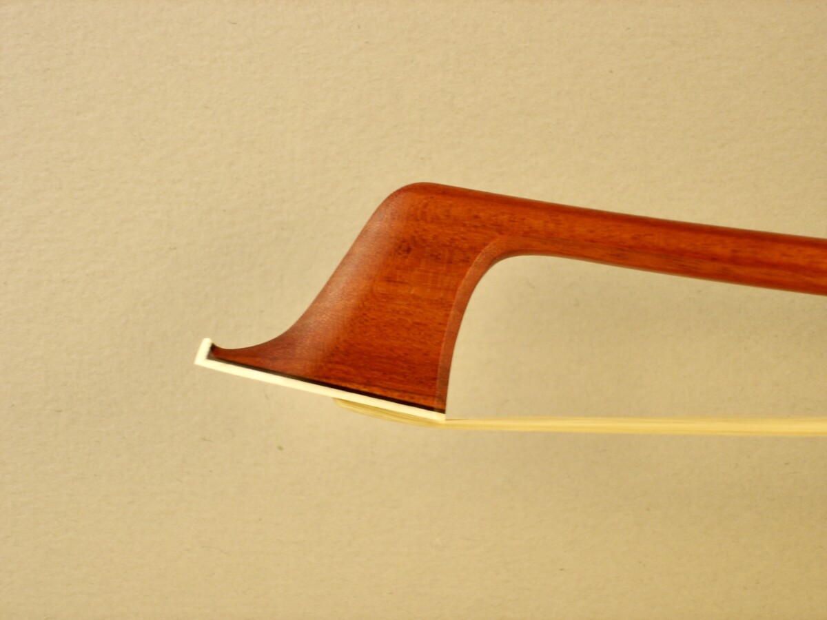 Home - Violin maker Jacob von der Lippe